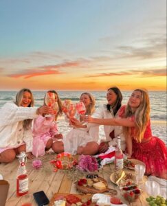 22 Insanely Fun 19th Birthday Party Ideas For The Best Time